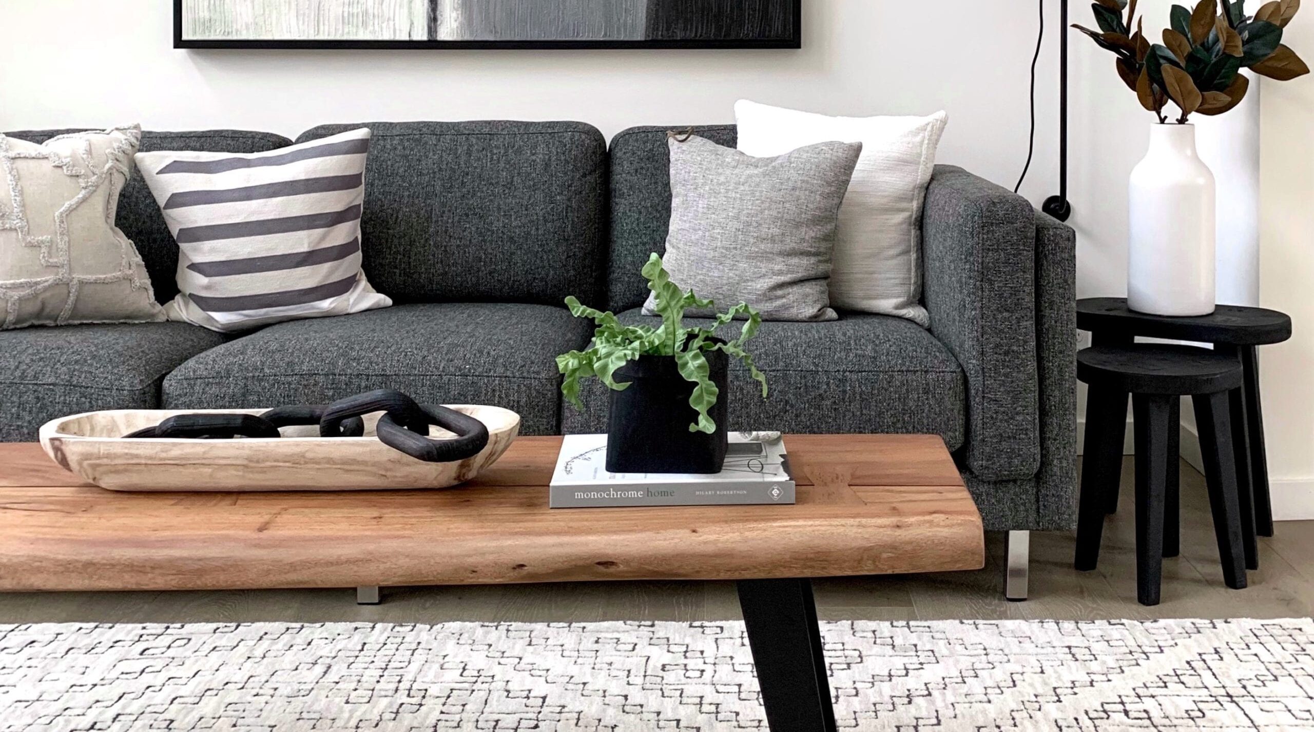 5 Rules to Creating an Insta-Worthy Coffee Table - Daakor